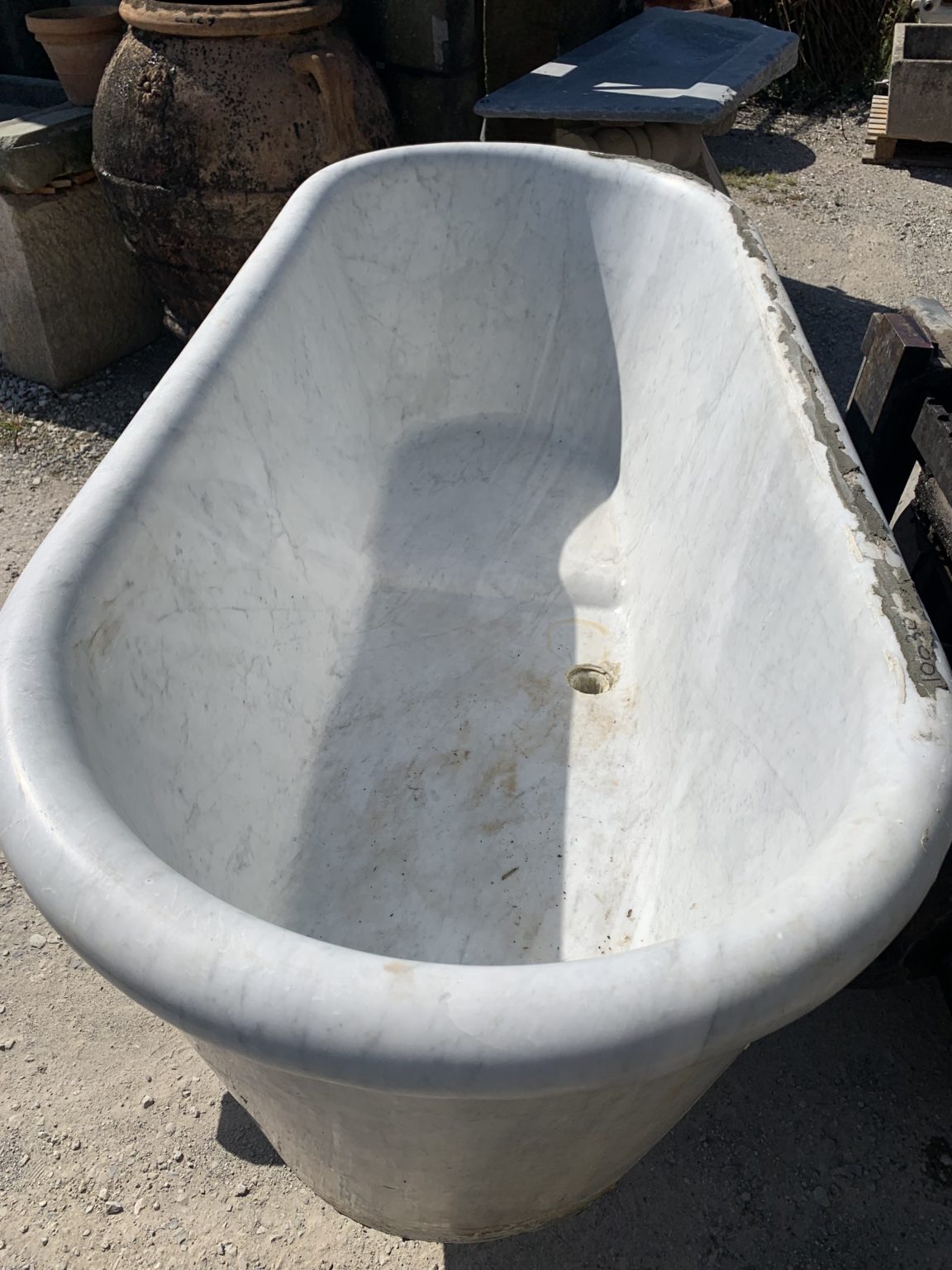 Antica vasca in marmo forma imperiale -antica vasca in marmo